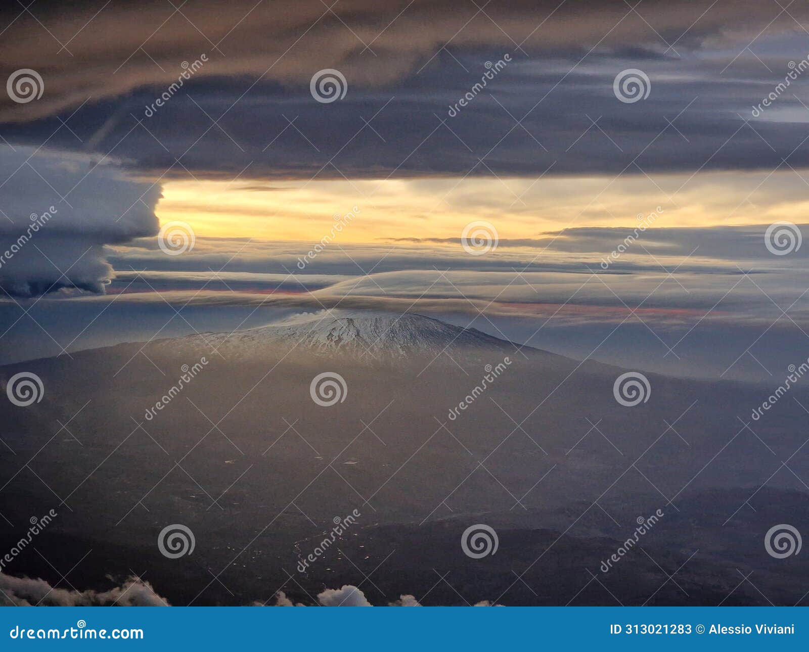 Mountain View from Airplane Cockpit Stock Image - Image of flightdeck ...