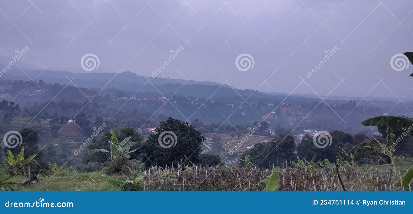 Mountain view at noon stock photo. Image of plateau - 254761114