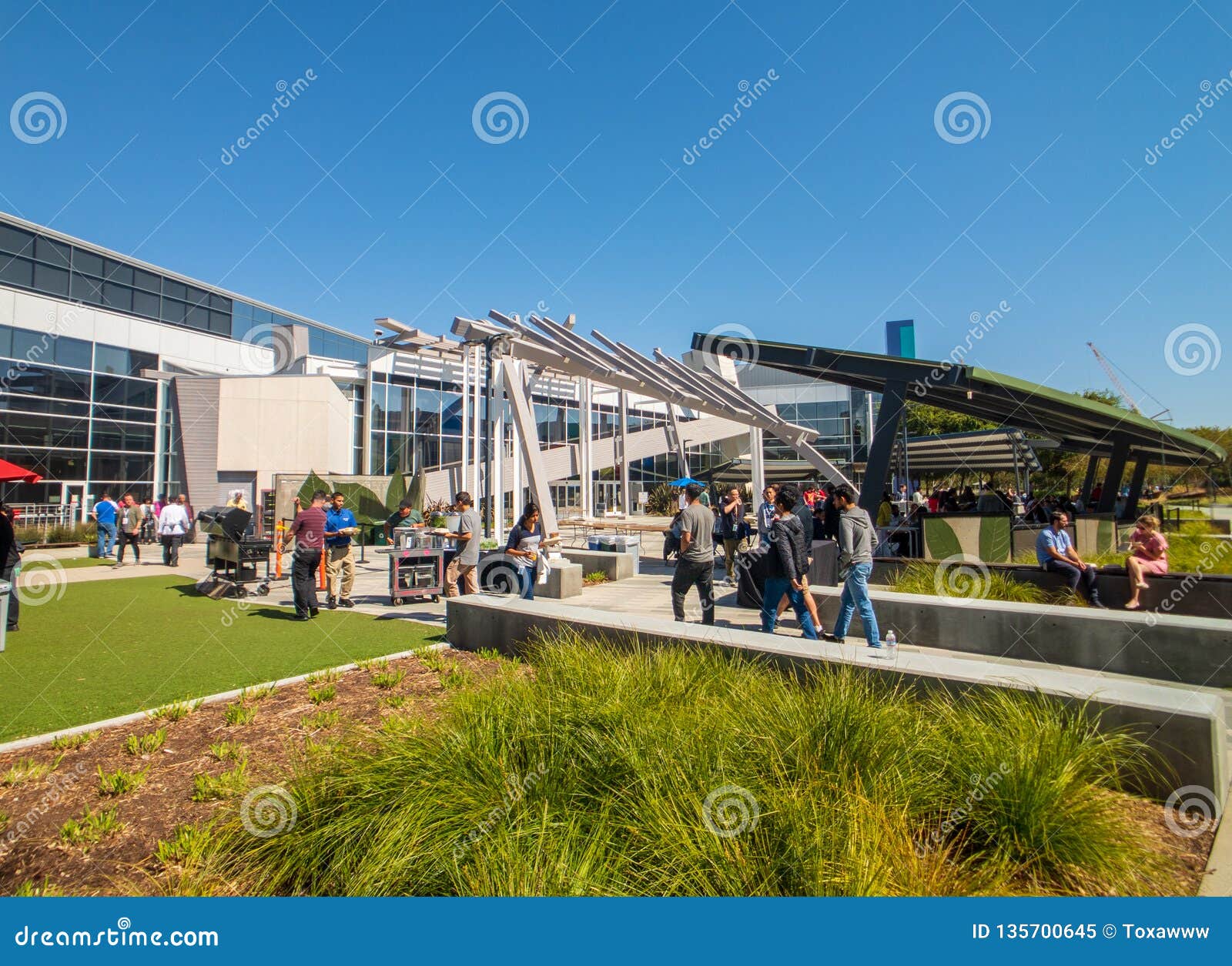 Googleplex Office In Silicon Valley. Huge Google Sign, Android Robot ...