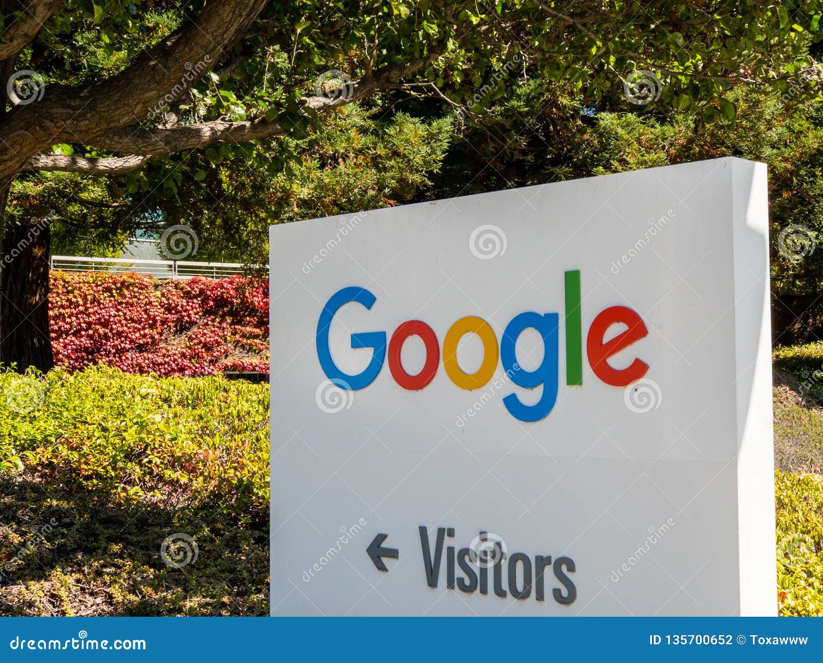 Google Logo at Googleplex Headquarters Main Office Editorial ...