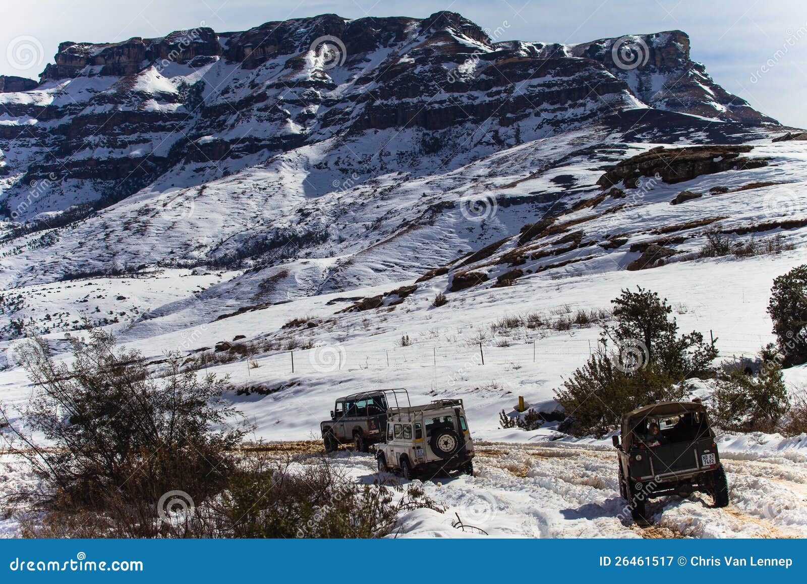 Mountains 4x4 Snow Vehicles Editorial Photography - Image of pass, snow ...