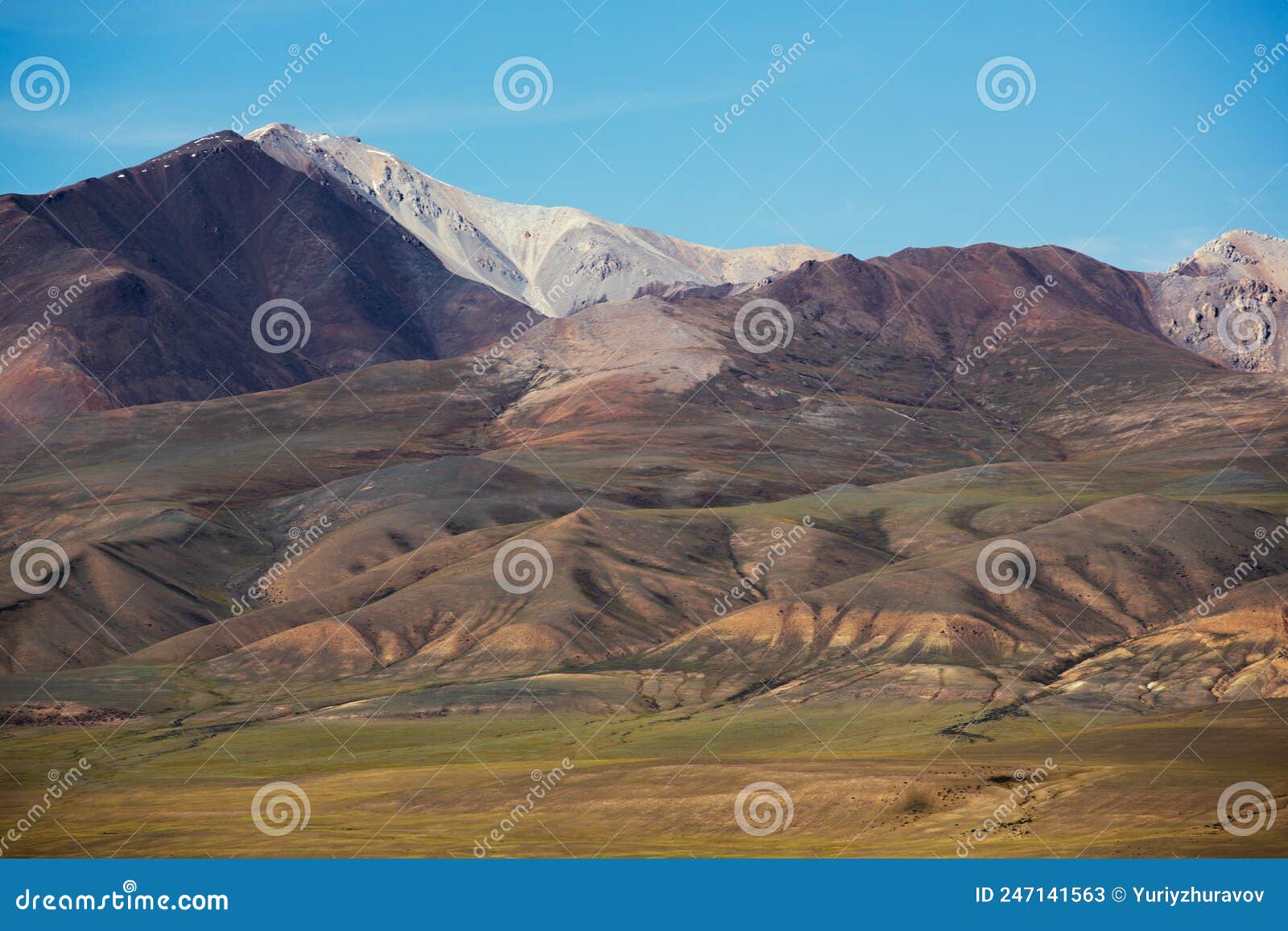 Mountains of Altai. Different Geological Layers Stock Image - Image of ...