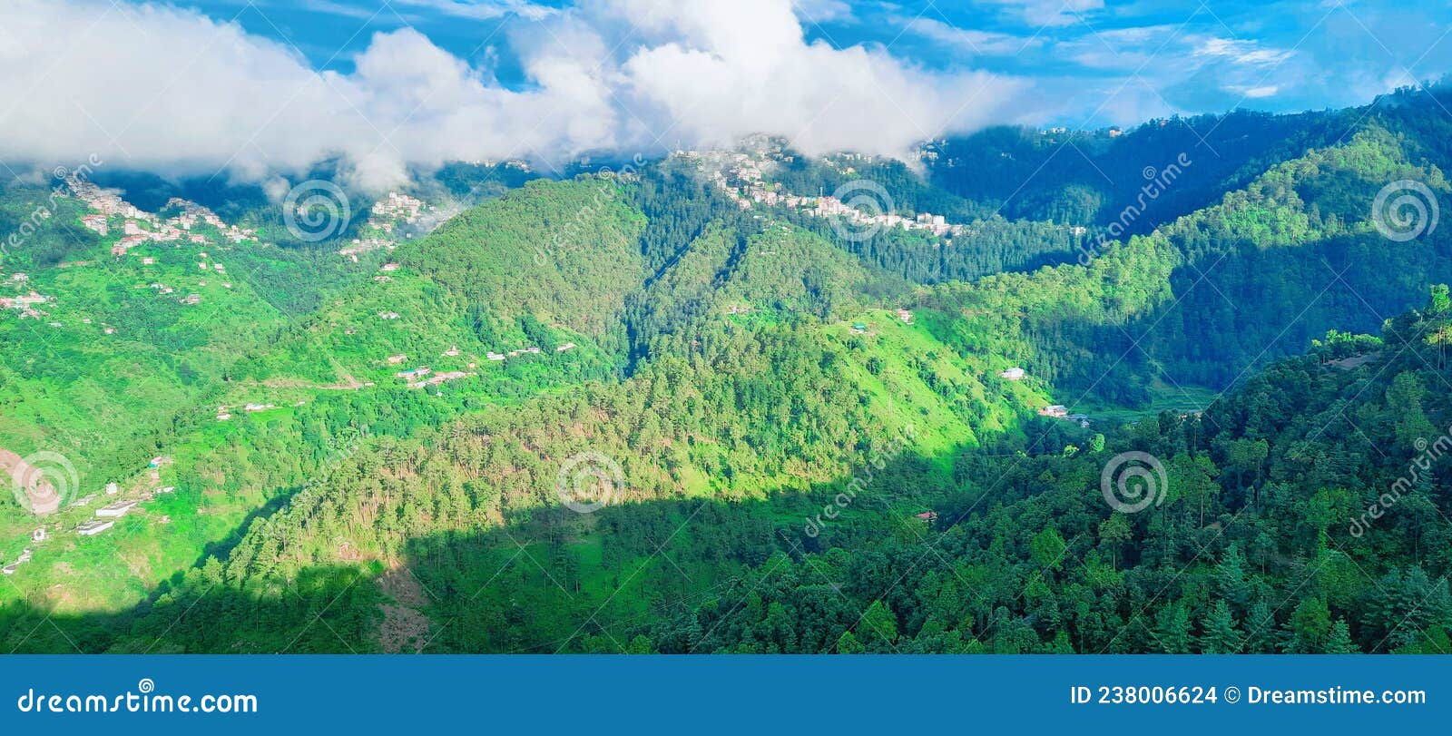 Mountains Forest Clouds Sunlight Beautiful View in Himachal Shimla ...