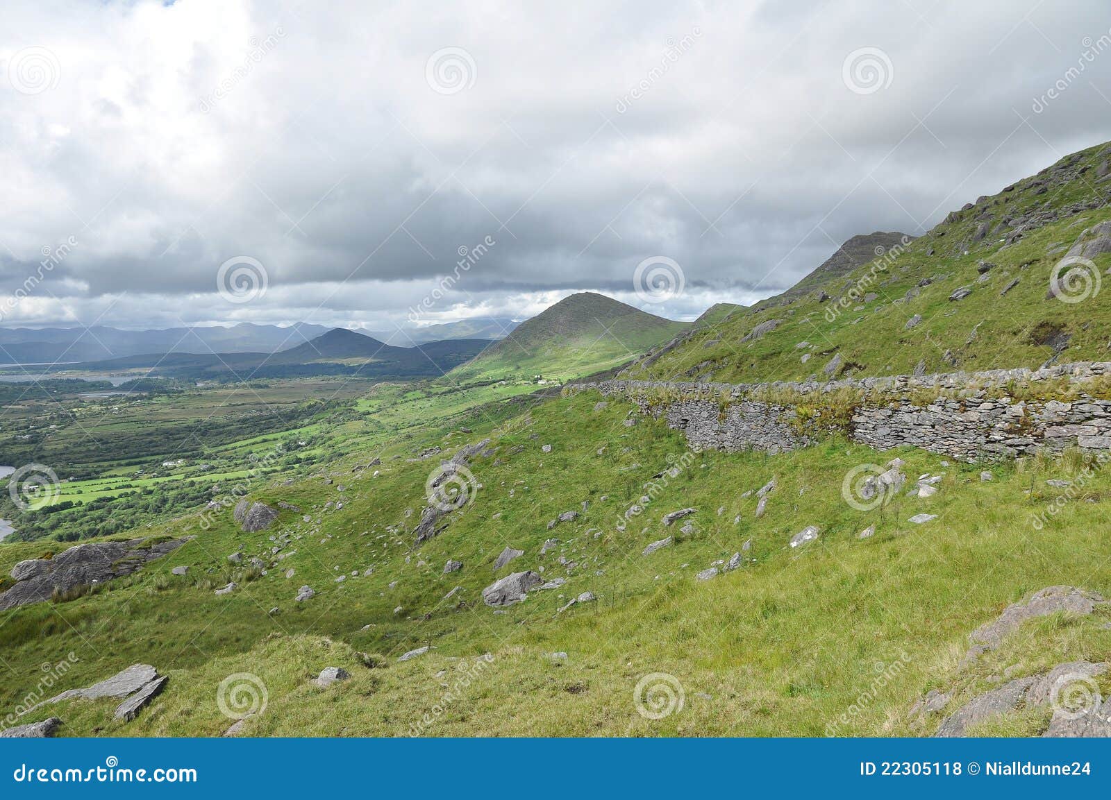 Mountains in Kerry Ireland stock photo. Image of kerry - 22305118