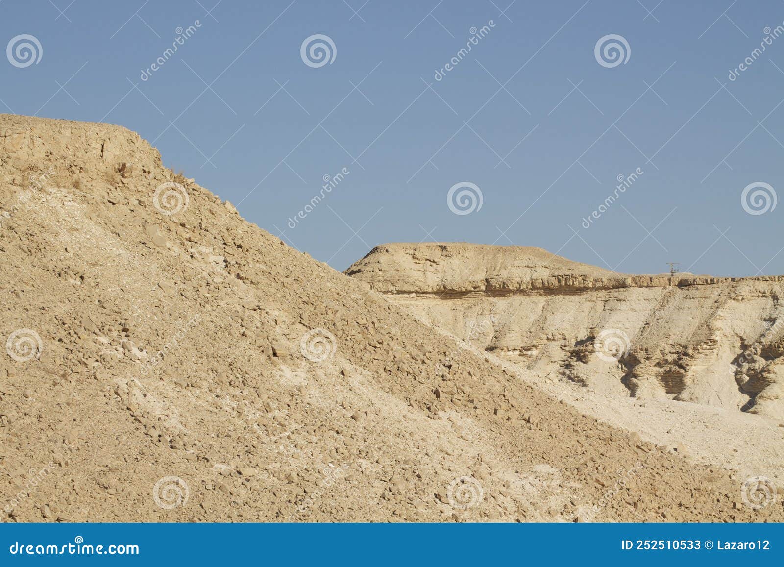 Dessert view of mountains stock image. Image of dessert - 252510533