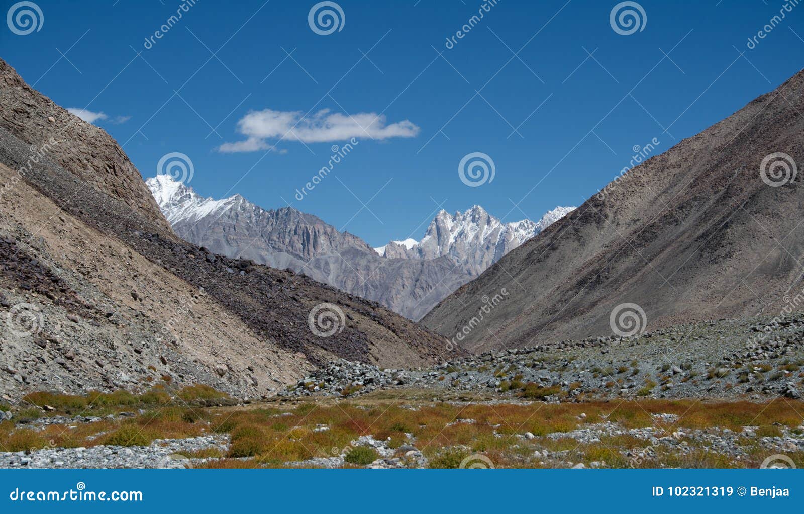 Mountains of Northern India Stock Image - Image of range, nature: 102321319