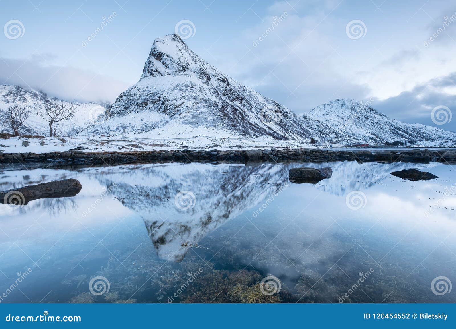 Mountains and Reflection at the Water Surface Stock Photo - Image of ...