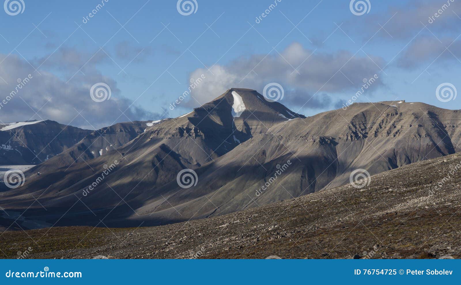 Mountains at Svalbard, Spitzbergen Stock Image - Image of svalbard ...