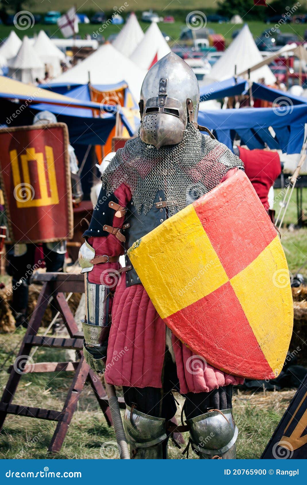 Mounted Knight editorial image. Image of medieval, zalgiris - 20765900