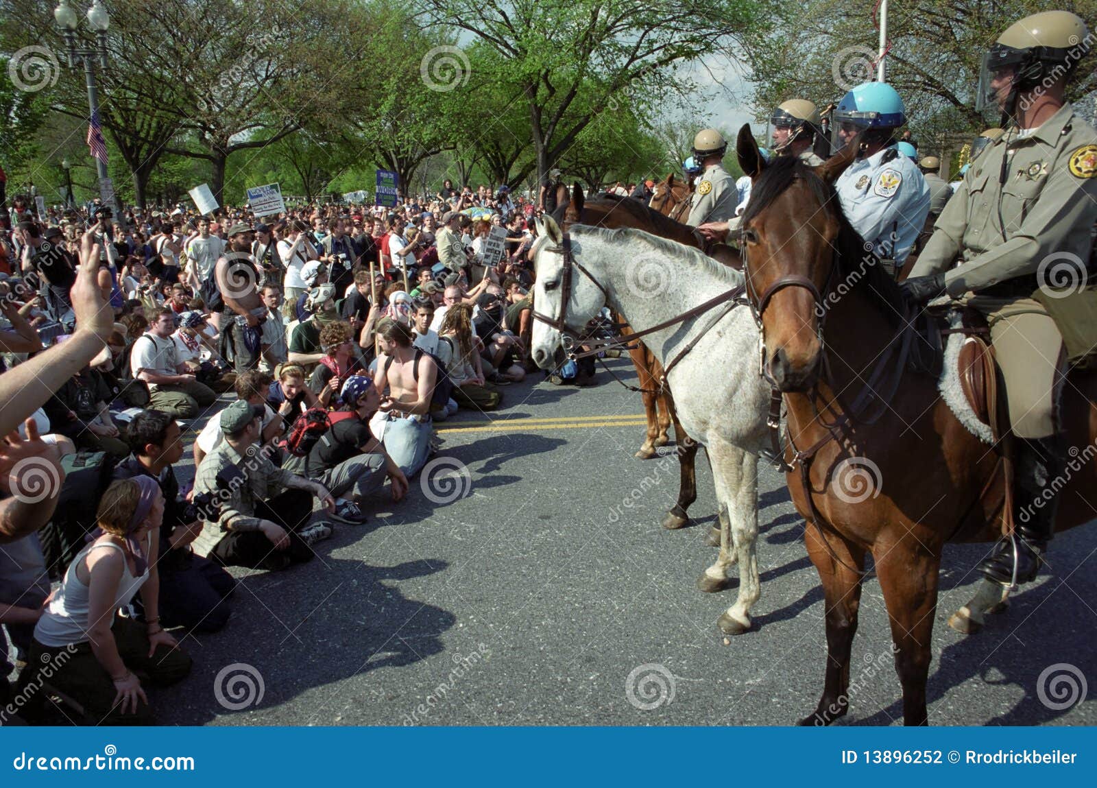 Mounted Riot Police at Protest Editorial Photography - Image of club ...