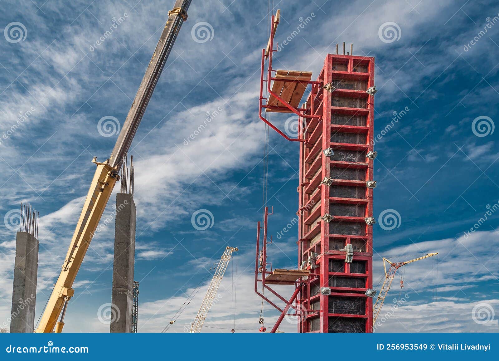 Column Formwork Internal Steel Structure Made Up Of Poles From The ...