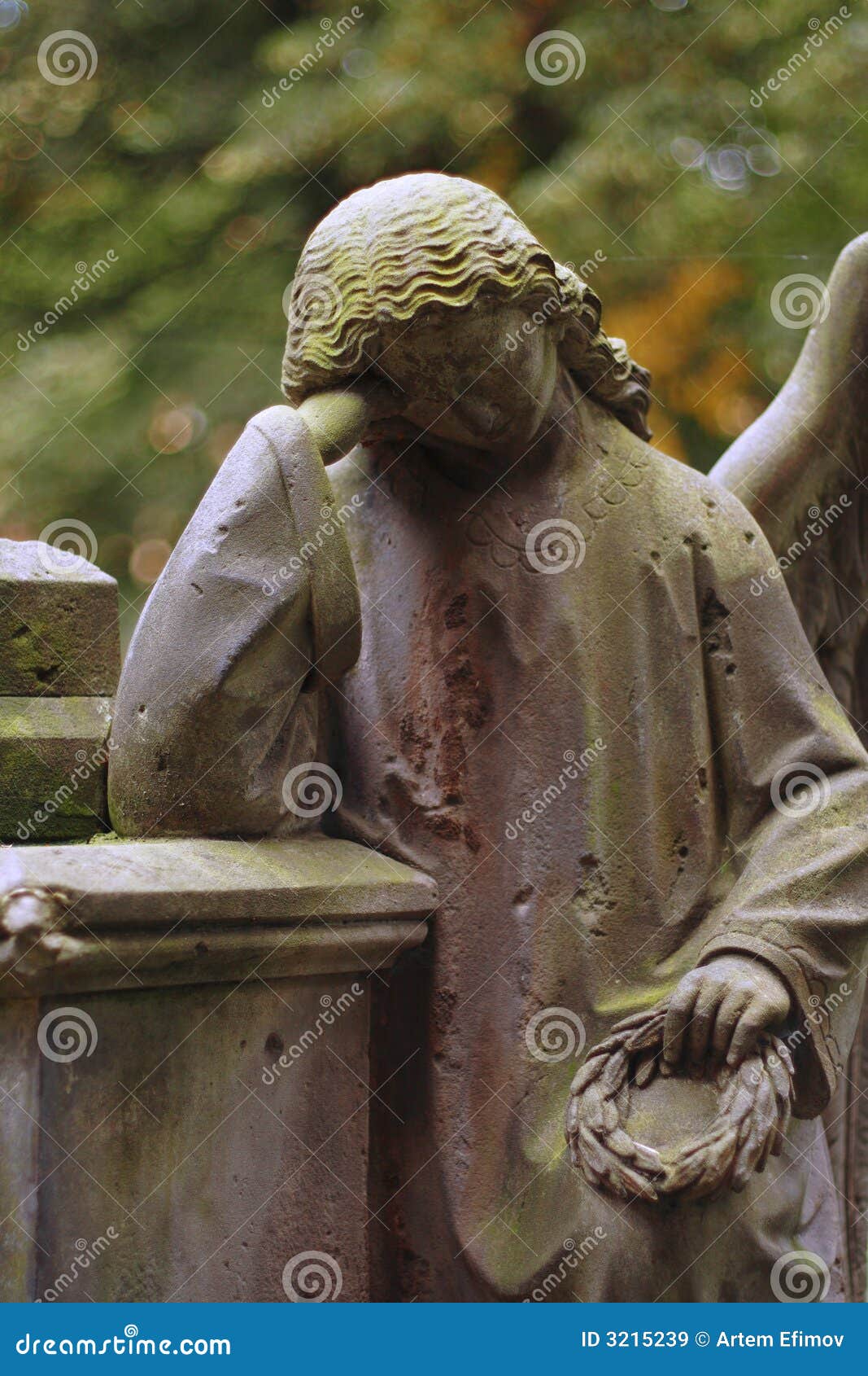 Mourning angel stock image. Image of hope, granite, mourn - 3215239