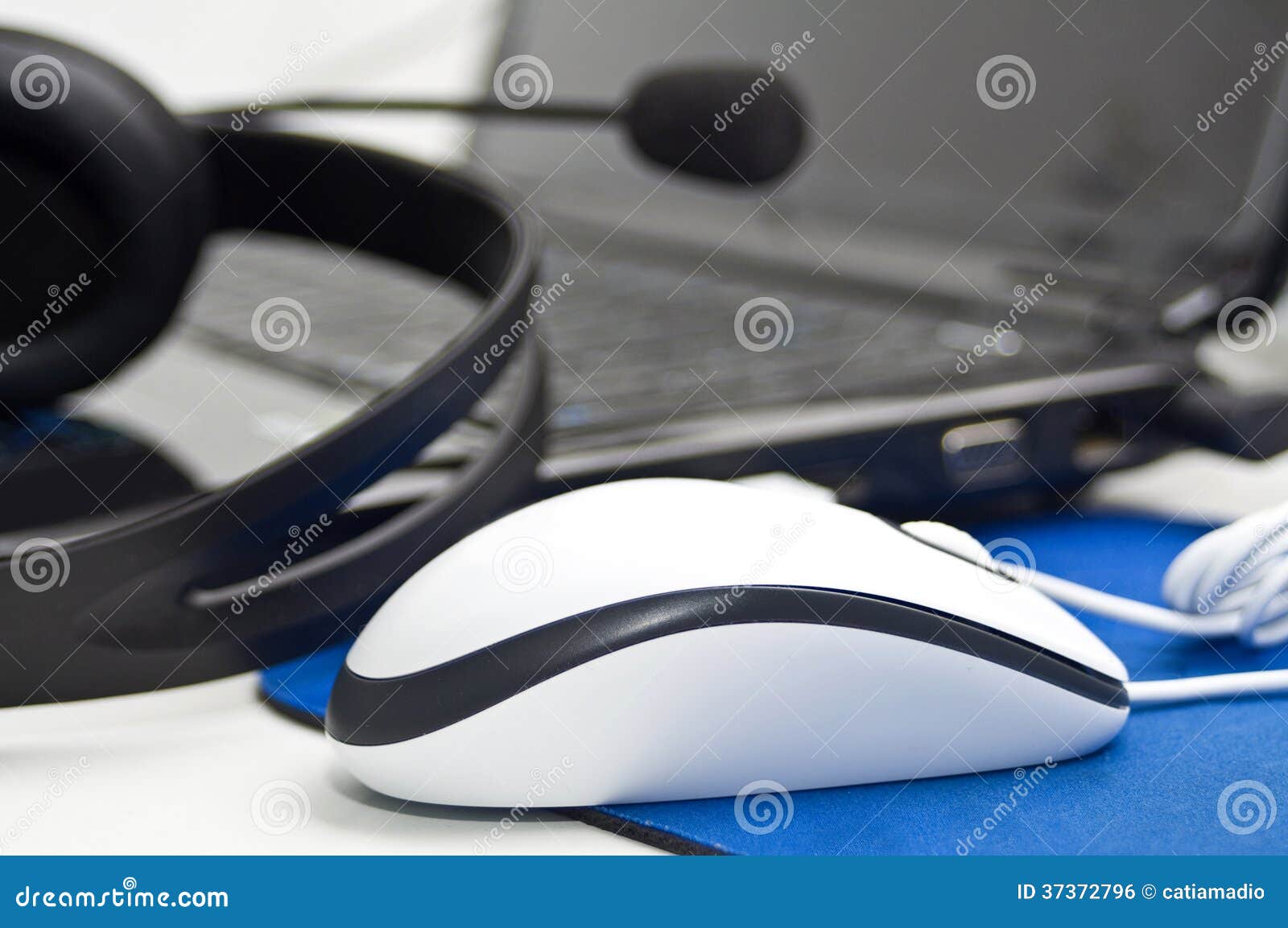 Mouse with Laptop and Headphones Stock Photo - Image of mousepad, chat ...