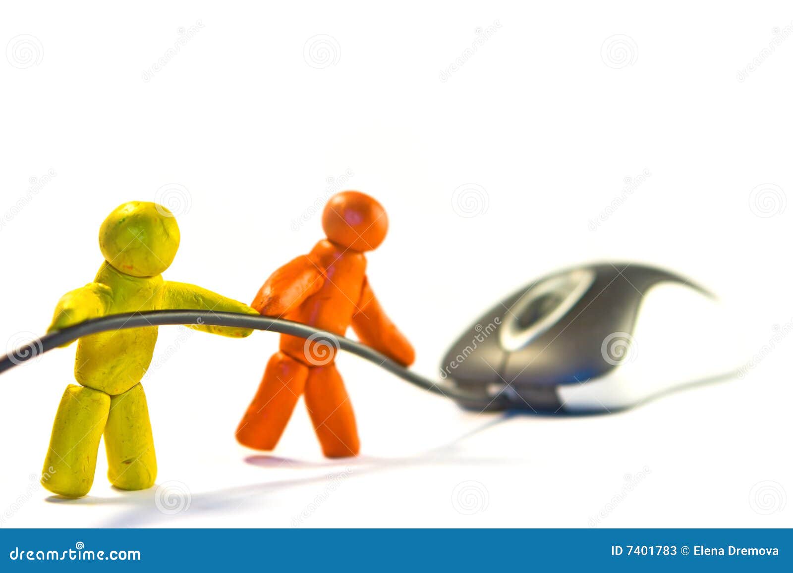 Mouse towing stock image. Image of isolated, raton, towing - 7401783