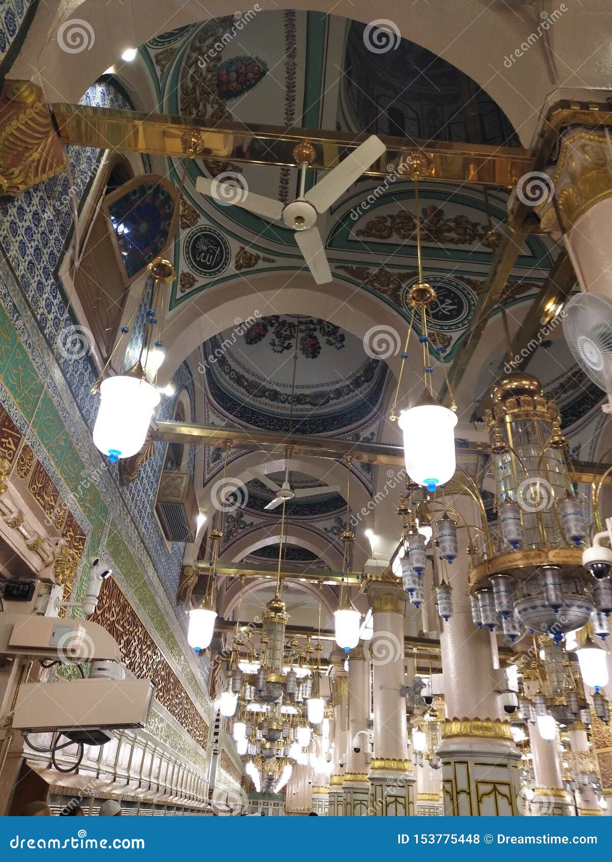 Mousq of madina mnavvara stock photo. Image of munavvara - 153775448