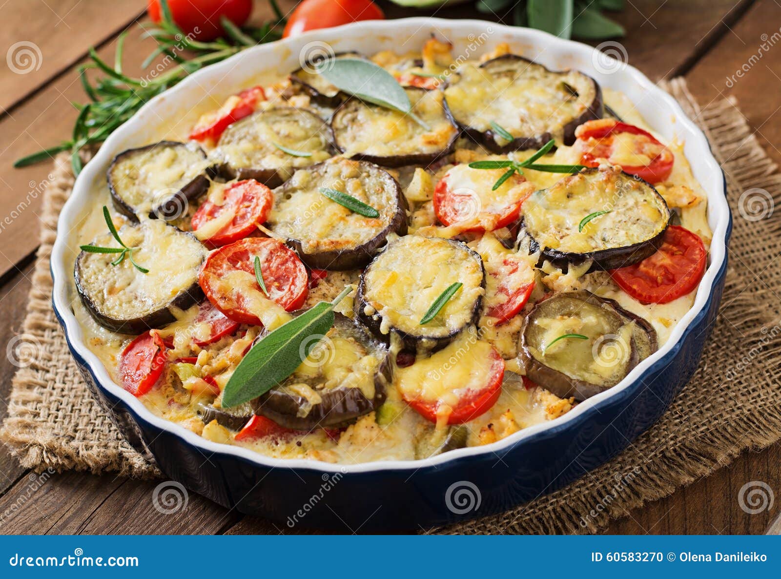 Moussaka - Un Plat Grec Traditionnel Photo stock - Image du gratin ...