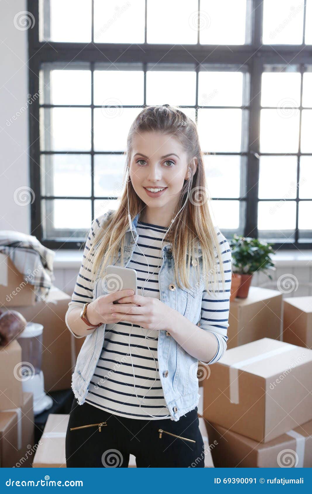 Moving stock image. Image of flat, boxes, cardboard, packing - 69390091