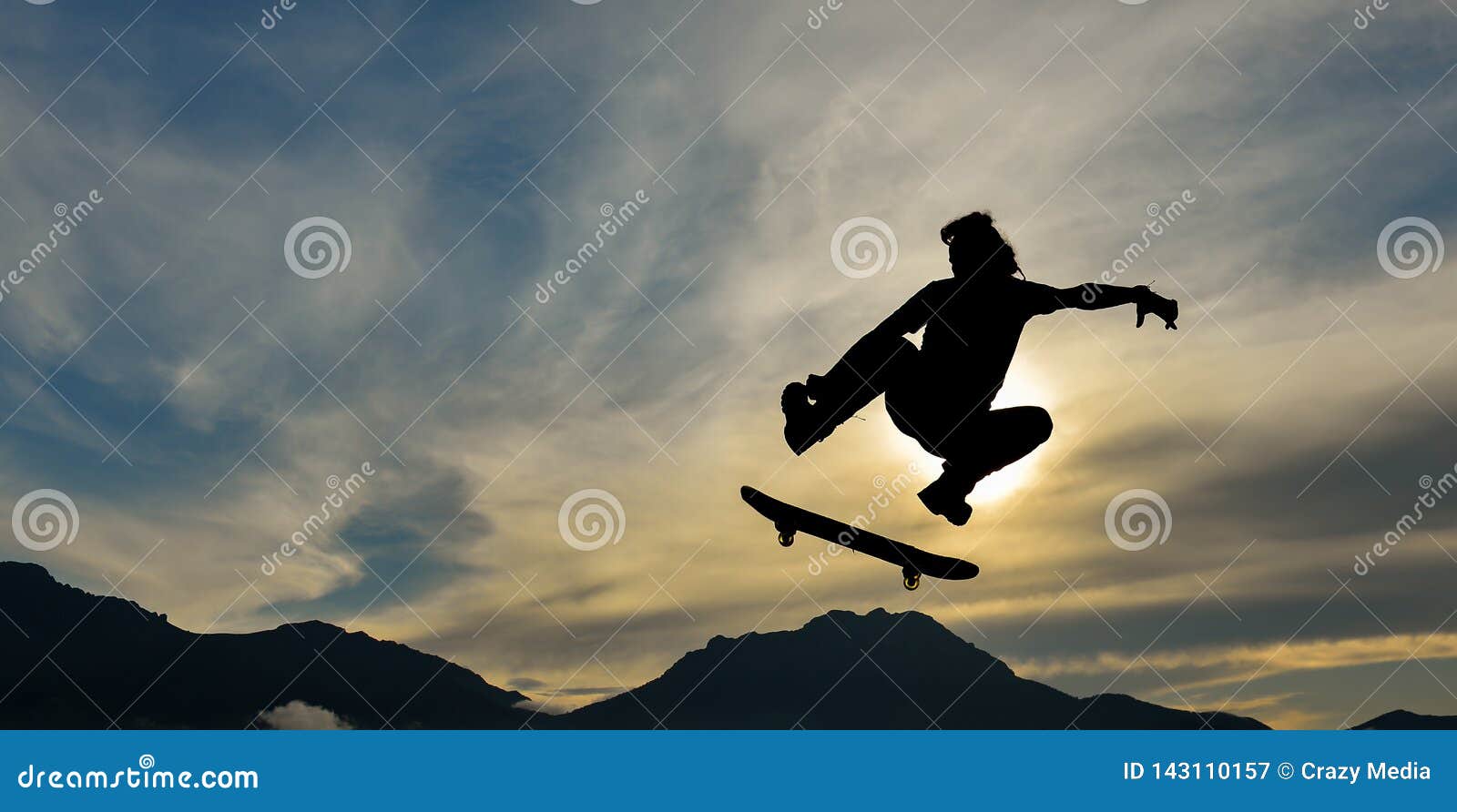Moving and Dynamic Man Using Skateboard Stock Image - Image of dynamic ...