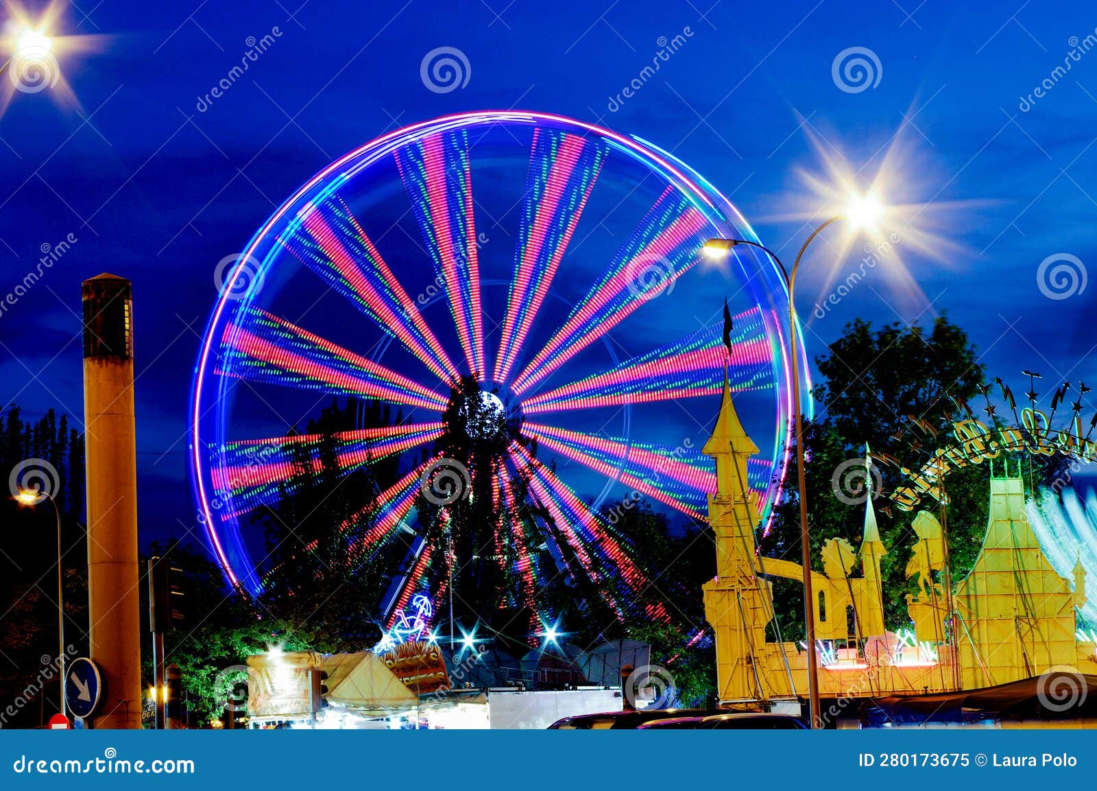 Moving Ferris Wheel at Sunset Stock Image - Image of group, children ...