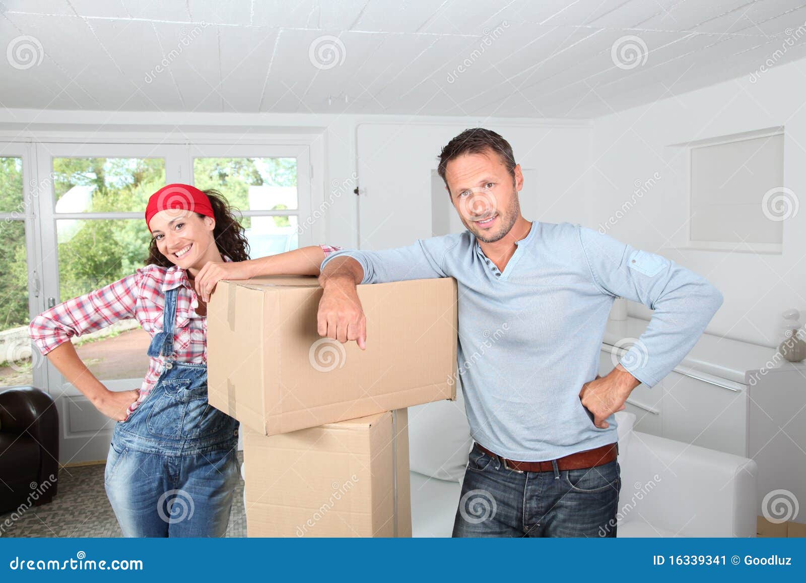 Moving house stock image. Image of real, indoors, property - 16339341