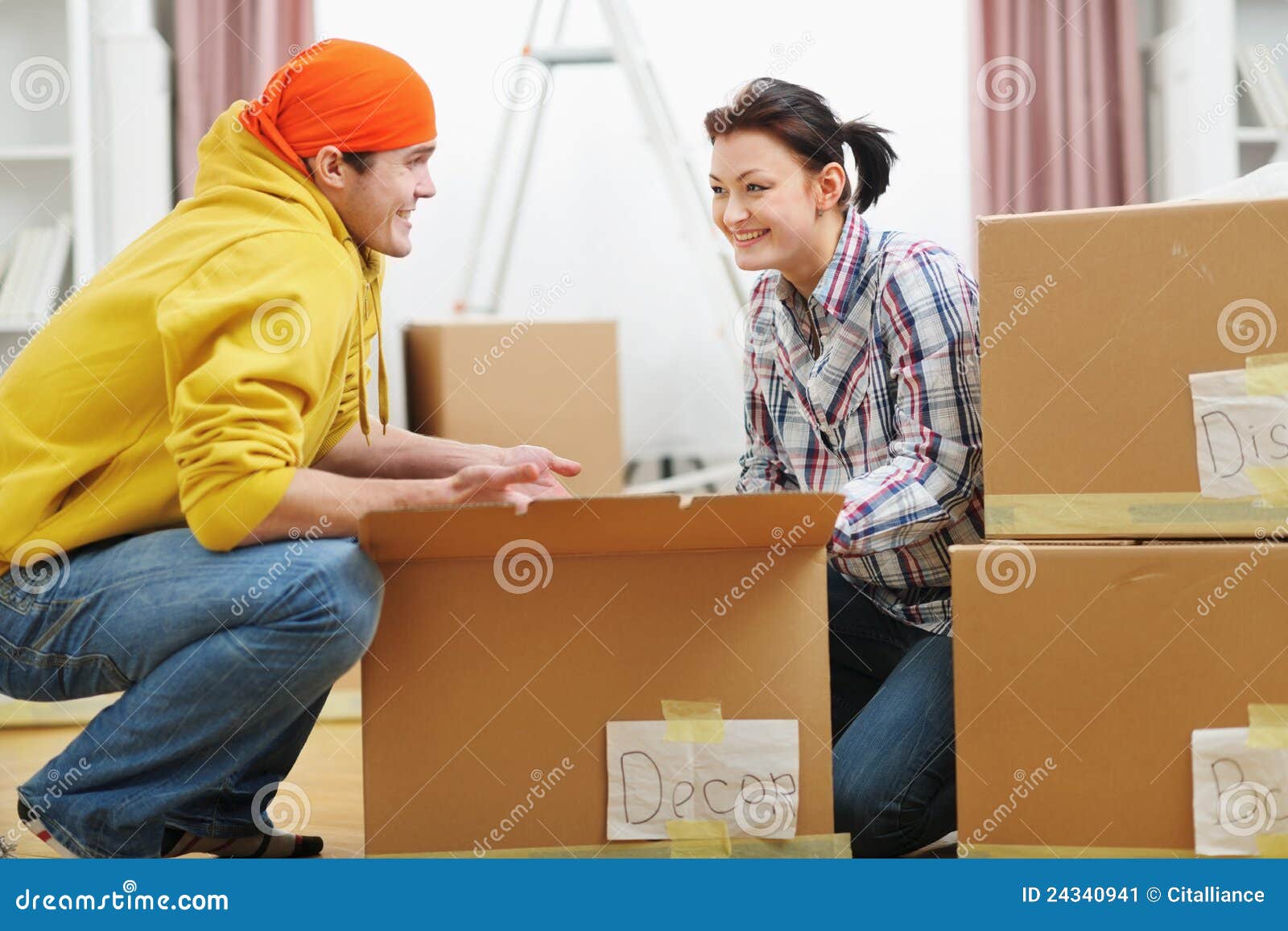 Moving Young Couple Searching Something in Box Stock Image - Image of ...