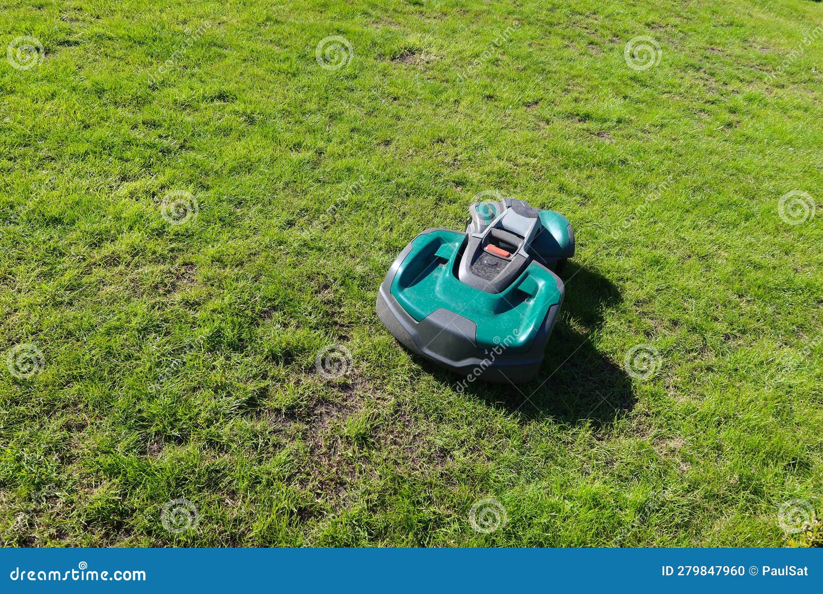 Mowing Robot, Automatic Lawn Mower Stock Photo - Image of lawn ...