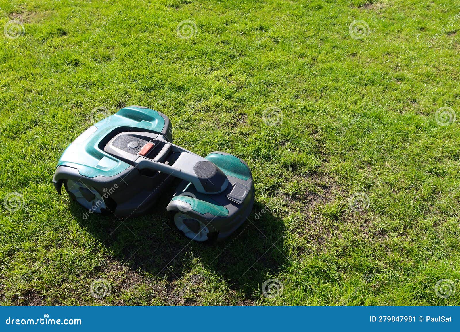 Mowing Robot, Automatic Lawn Mower Stock Image - Image of nature ...