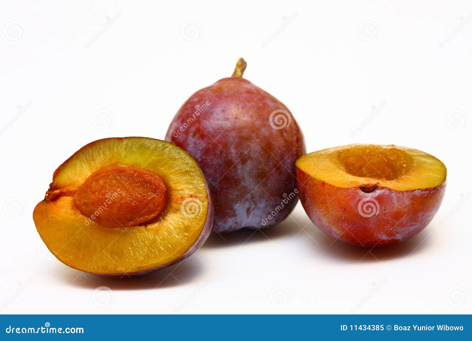Moyer Prunes stock image. Image of plum, closeup, healthy - 11434385