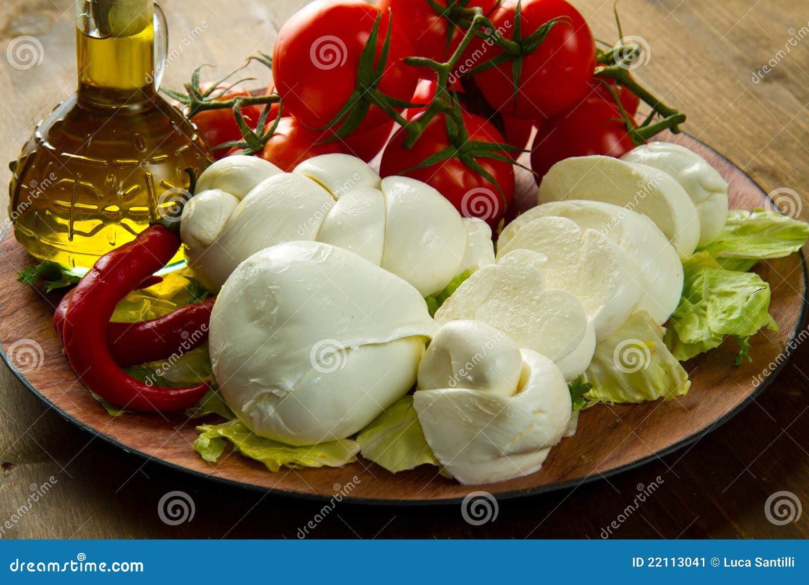 Mozzarella immagine stock. Immagine di organico, culinario - 22113041