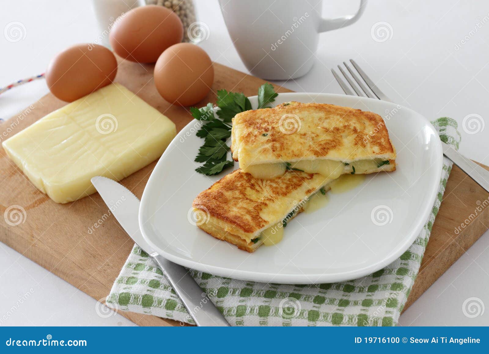 Mozzarella in carrozza stock photo. Image of knife, cheese - 19716100