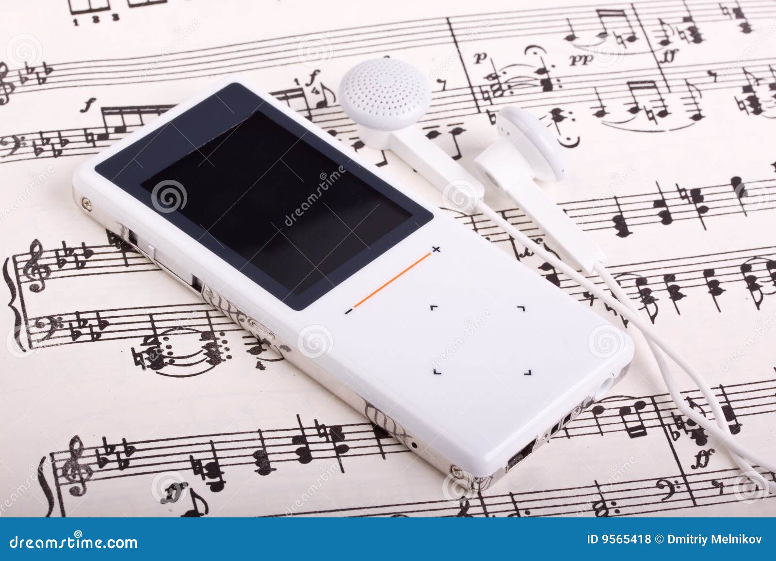 MP3 player and note stock photo. Image of personal, entertainment - 9565418