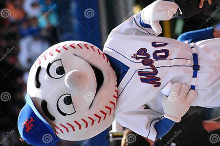 Mr. Met editorial stock photo. Image of fans, entertainment - 18128793