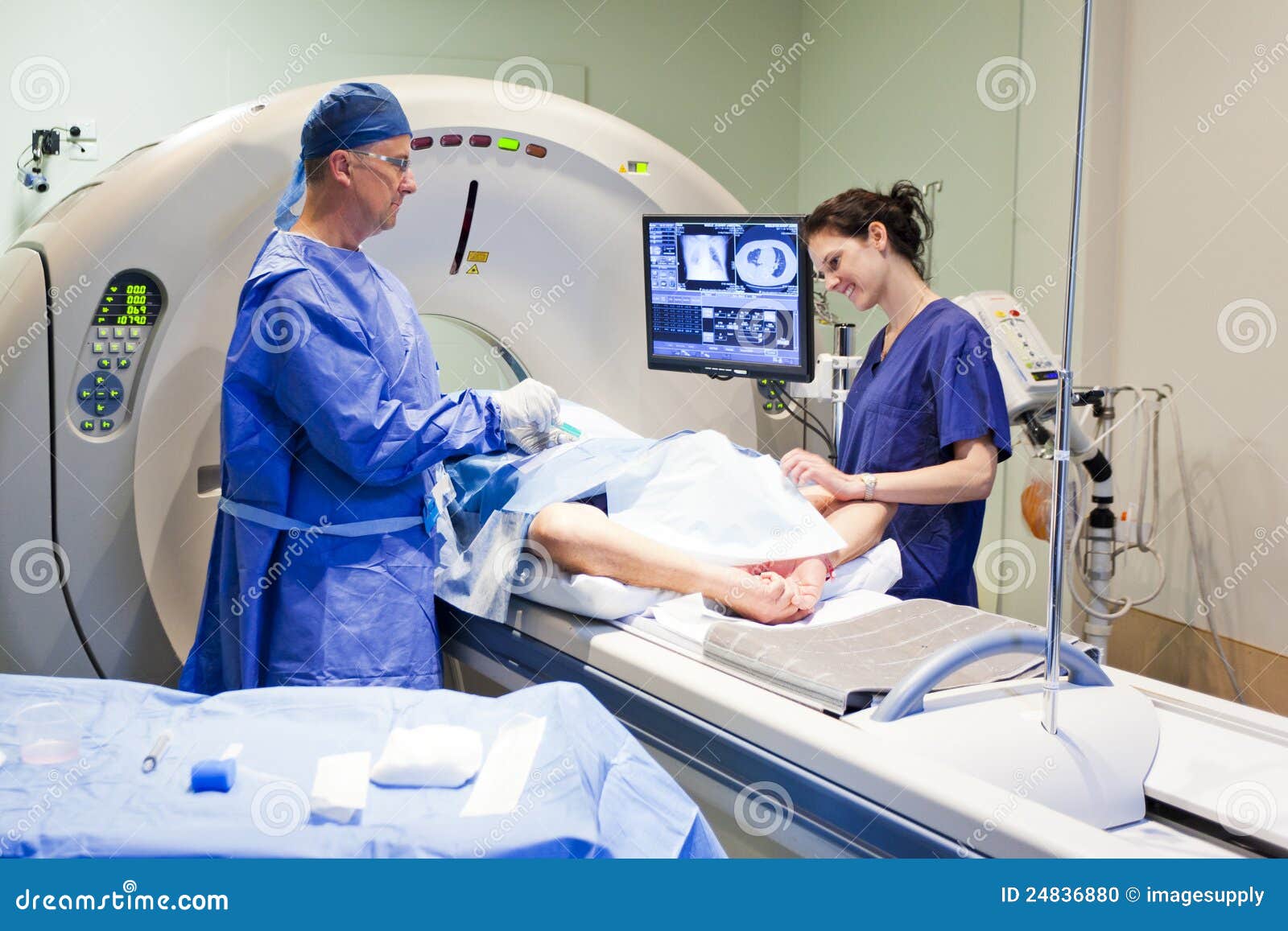 MRI machine in hospital stock photo. Image of claustrophobia - 24836880