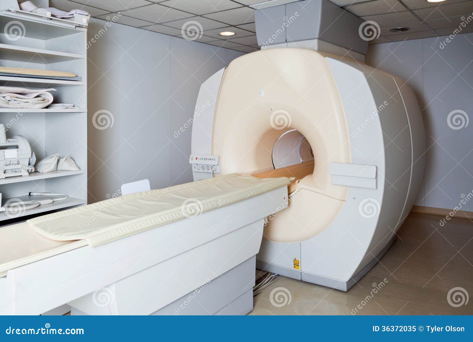 MRI Machine stock image. Image of diagnostic, radiation - 36372035