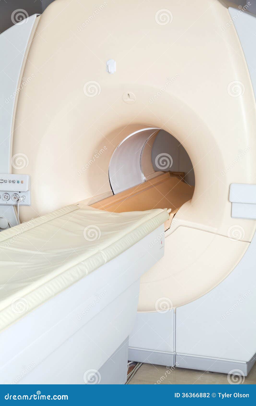 MRI-maskin arkivfoto. Bild av klinik, diagnostiskt, hjälpmedel - 36366882