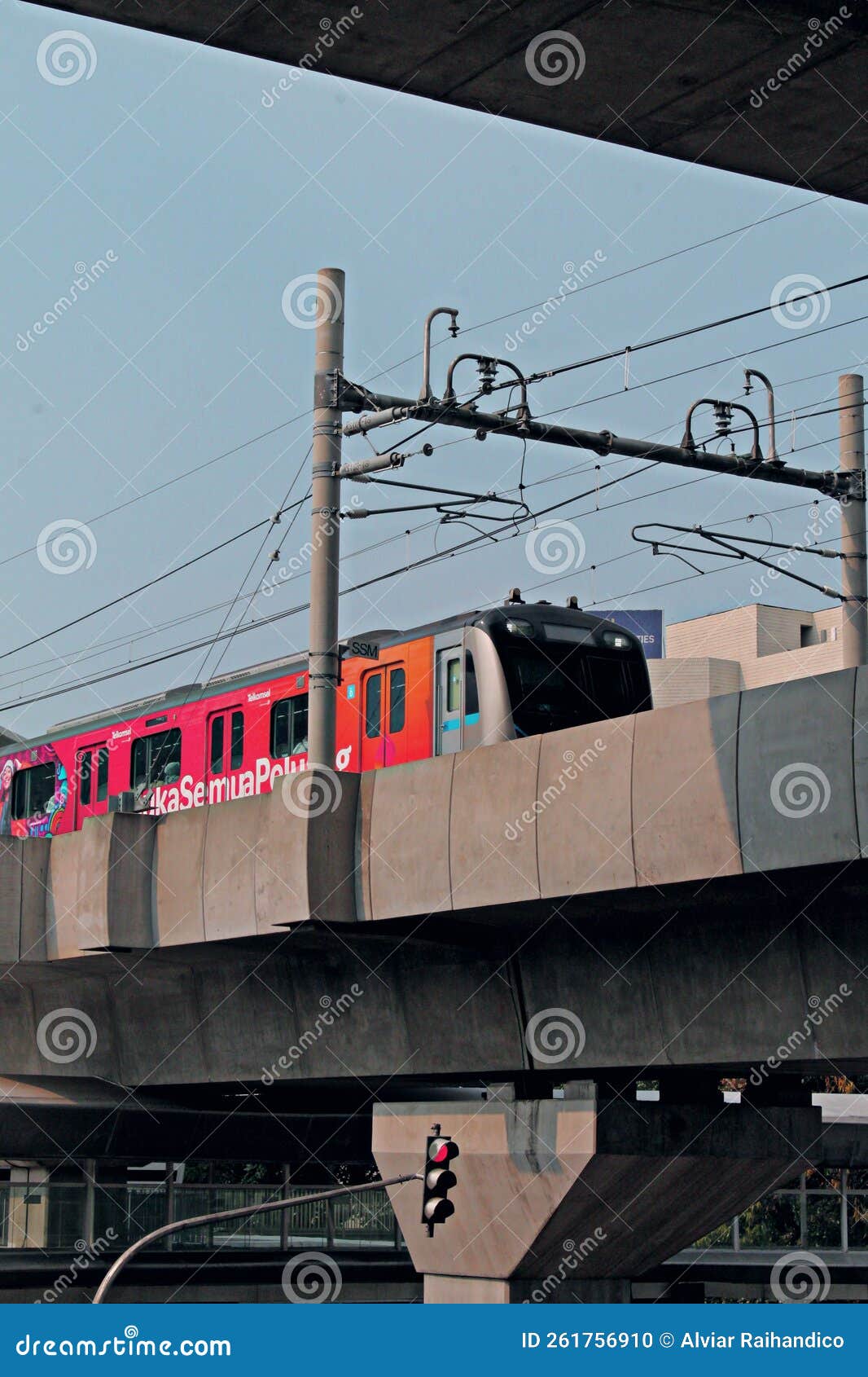 MRT Jakarta editorial image. Image of making, fast, march - 261756910