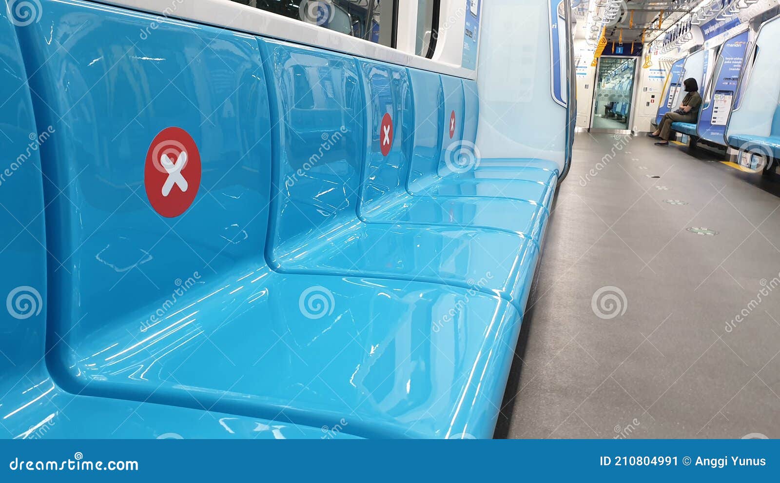 MRT seat social distancing editorial photo. Image of transport - 210804991