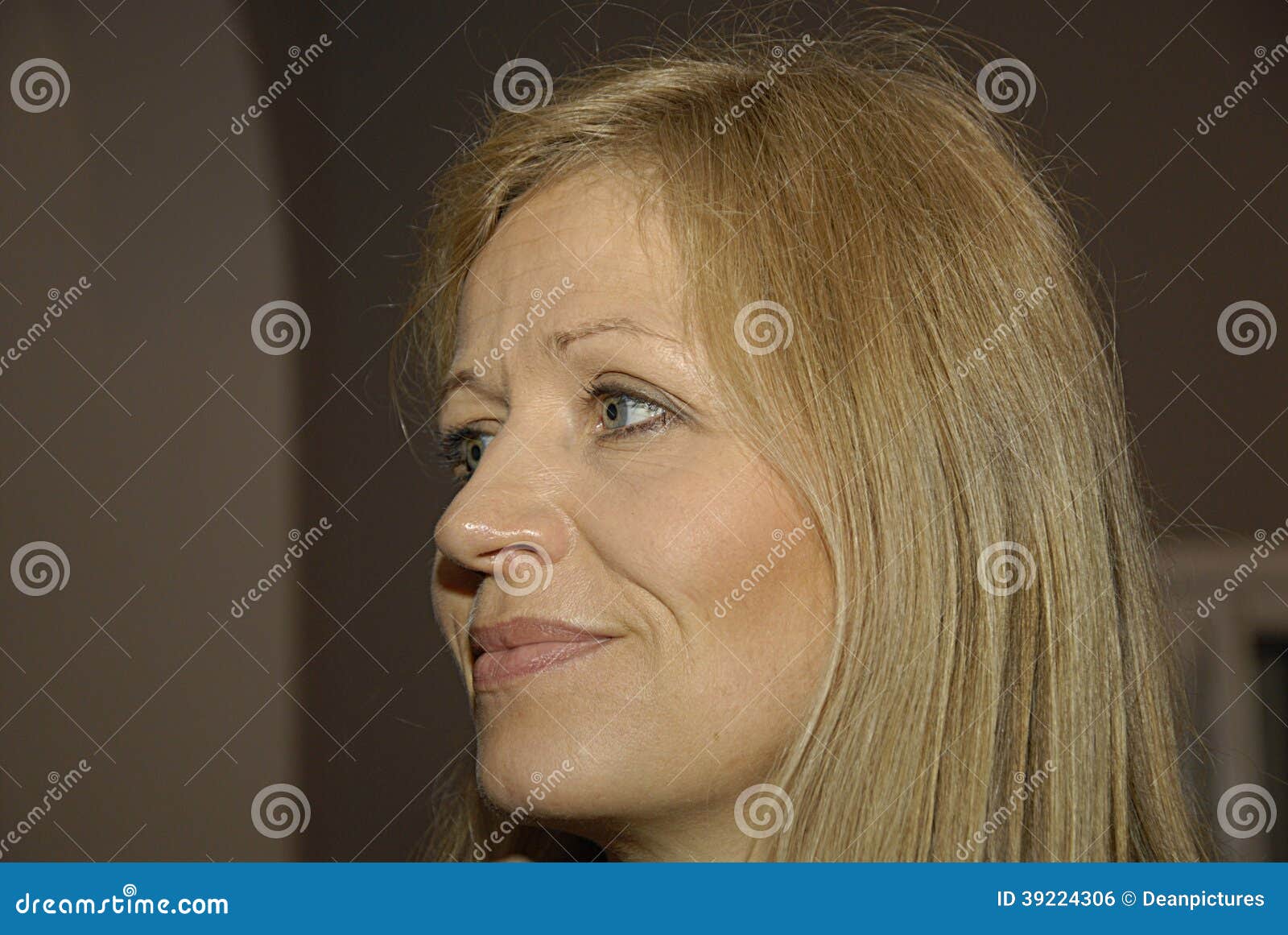 Ms. Marie Krarup redaktionell bild. Bild av klokt, mary - 39224306 Ms. Marie Krarup redaktionell bild. Bild av klokt, mary - 39224306