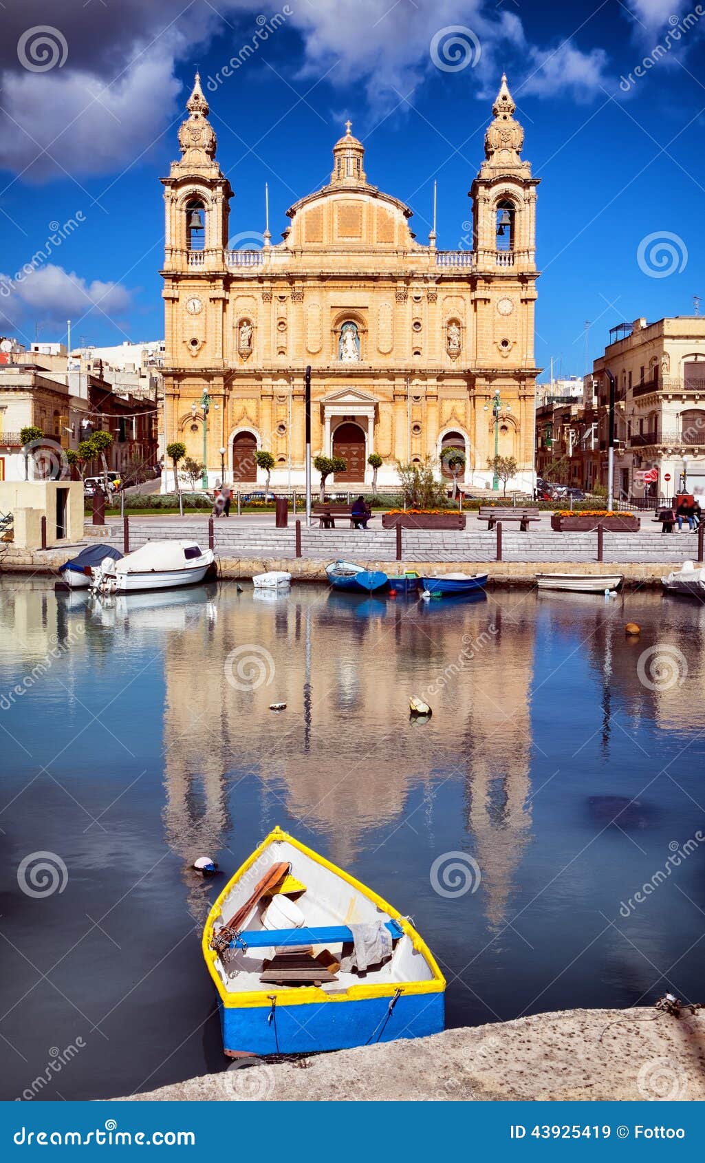 Msida Parish Church stock image. Image of summer, town - 43925419
