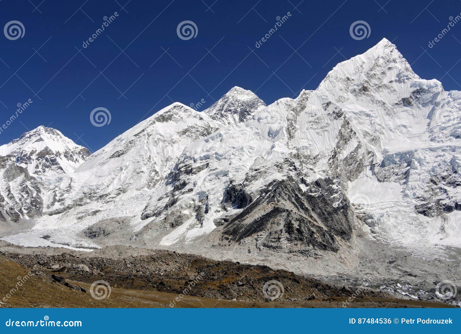 Mt. Everest - 8848 m stock photo. Image of himalaya, glacier - 87484536