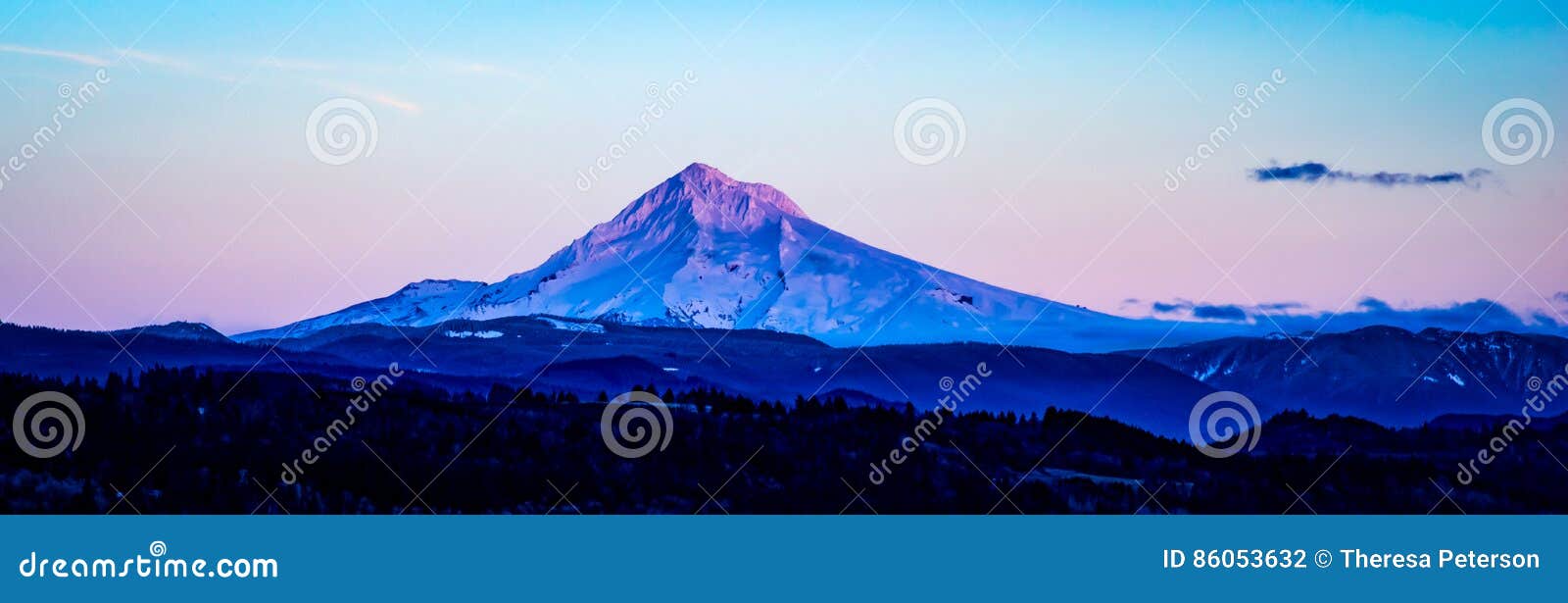 In The Fading Light A Shroud Of Ghostly Mist Descended From The ...