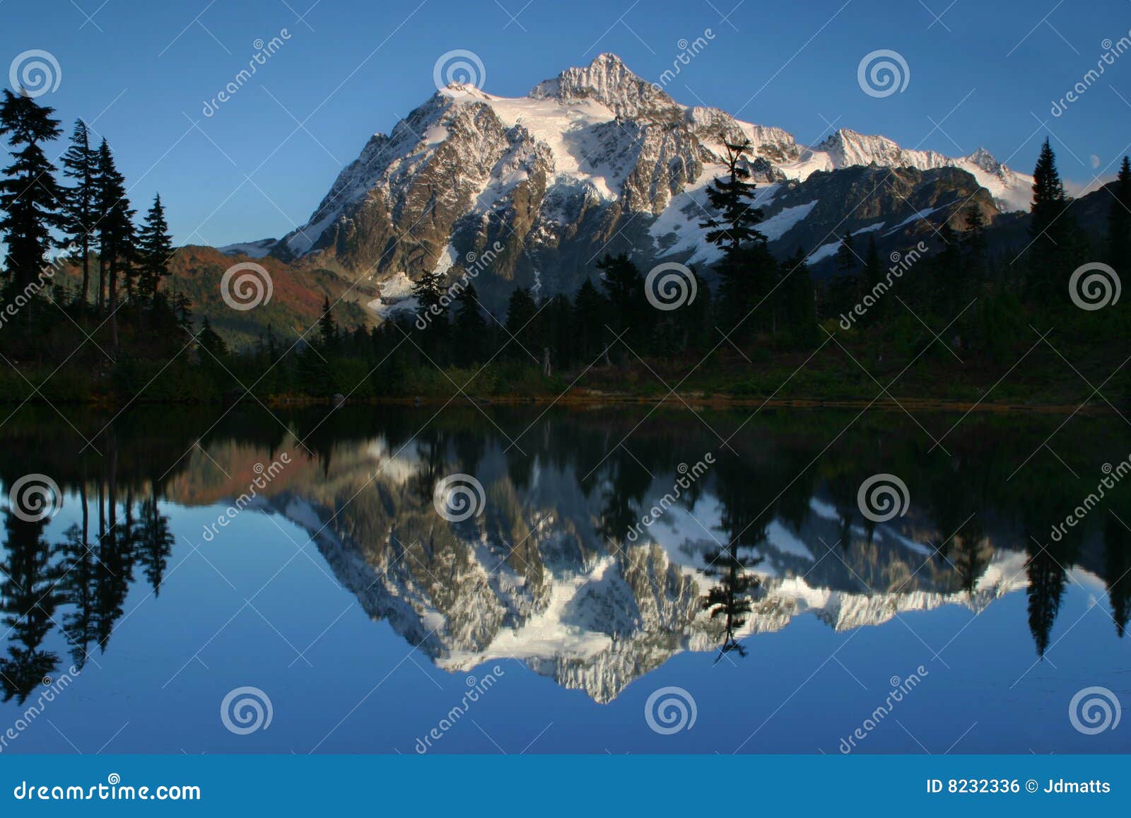 Mt. Shuksan Reflection stock photo. Image of glacier, outdoors - 8232336