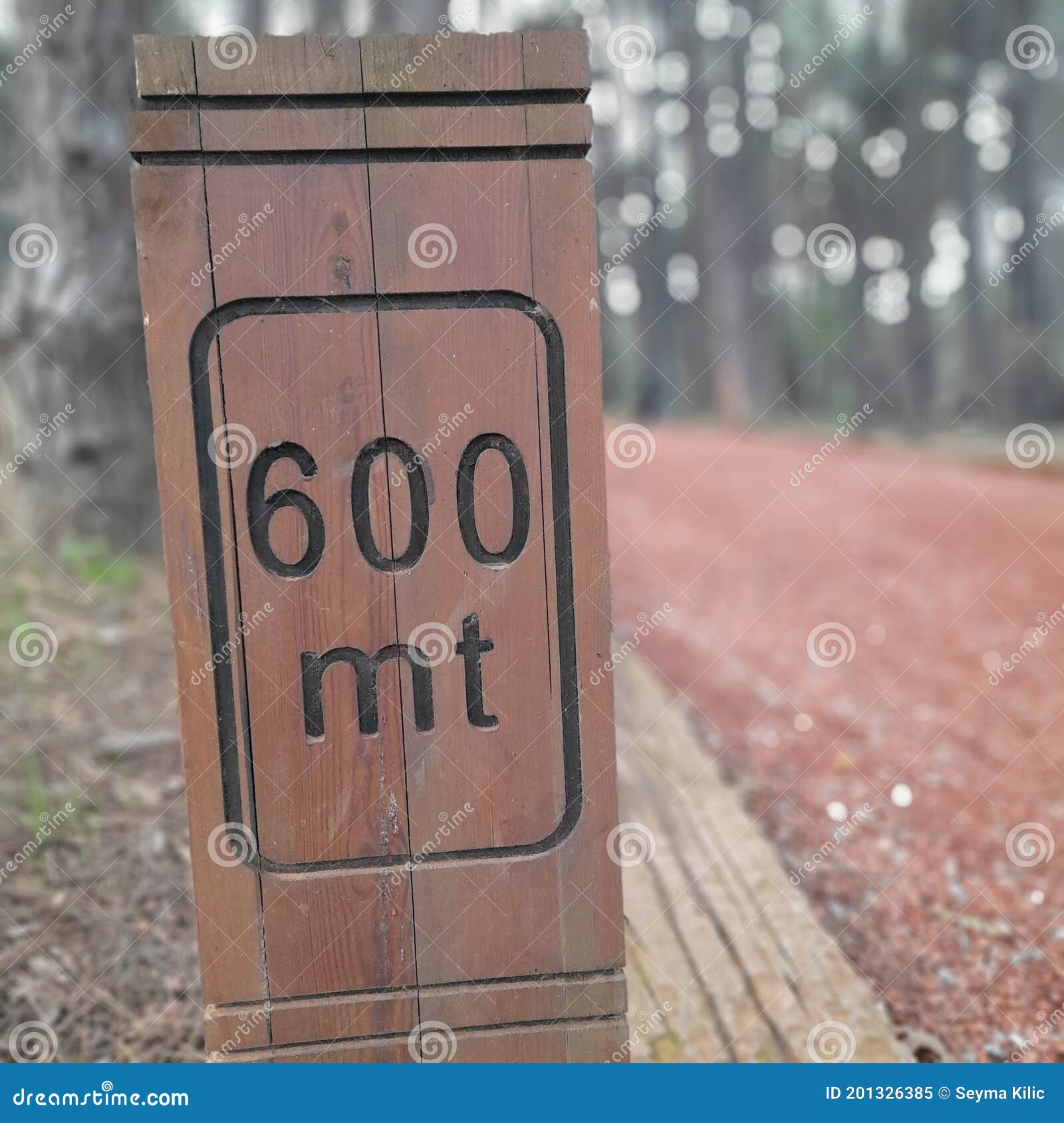 600 mt sign weakling track stock image. Image of sign - 201326385