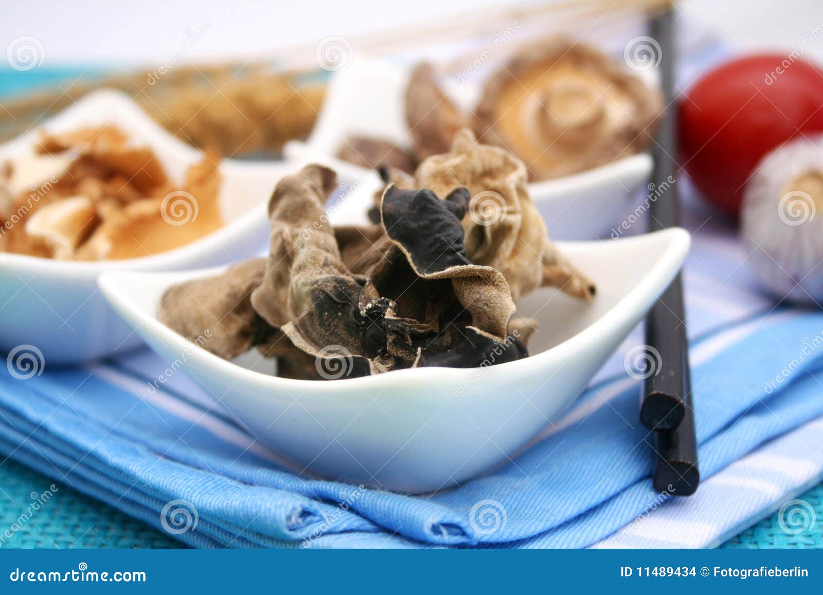 Mu-Err Mushrooms stock photo. Image of healthy, asian - 11489434