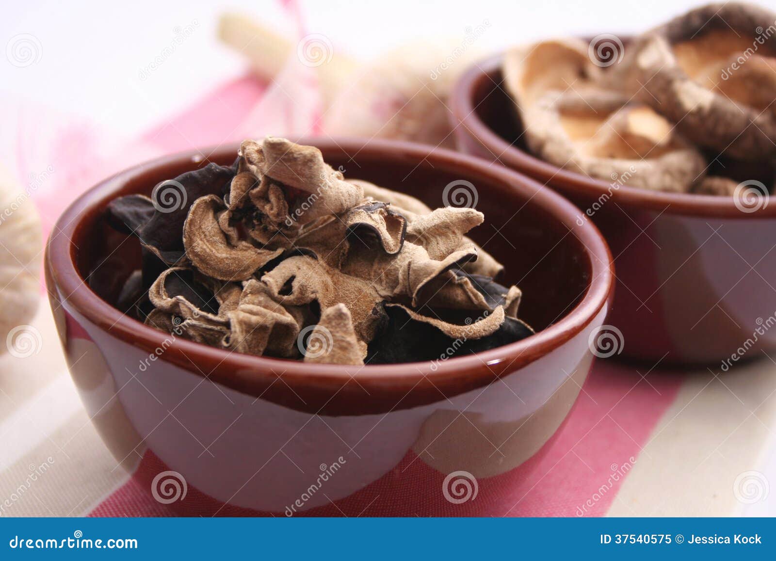 Mu-Err Mushrooms stock image. Image of asian, dried, muerr - 37540575