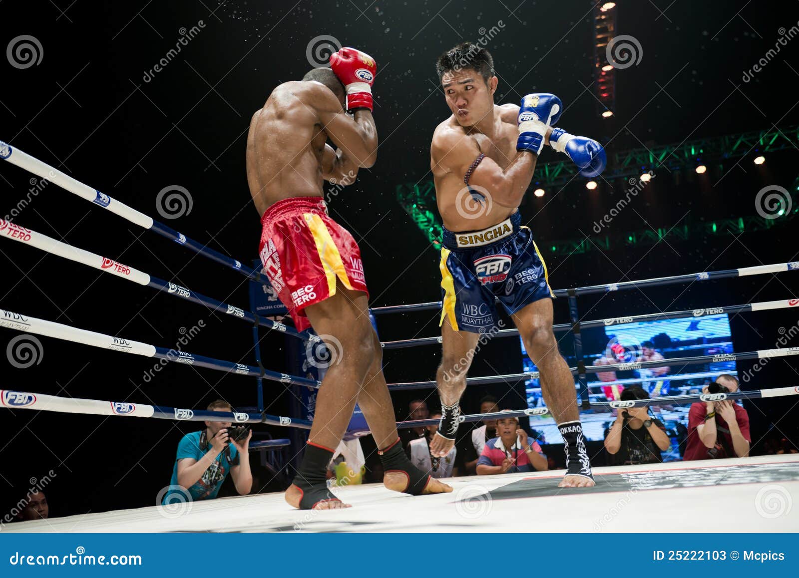Muay Thai Championship Fight Editorial Stock Photo - Image of fight ...