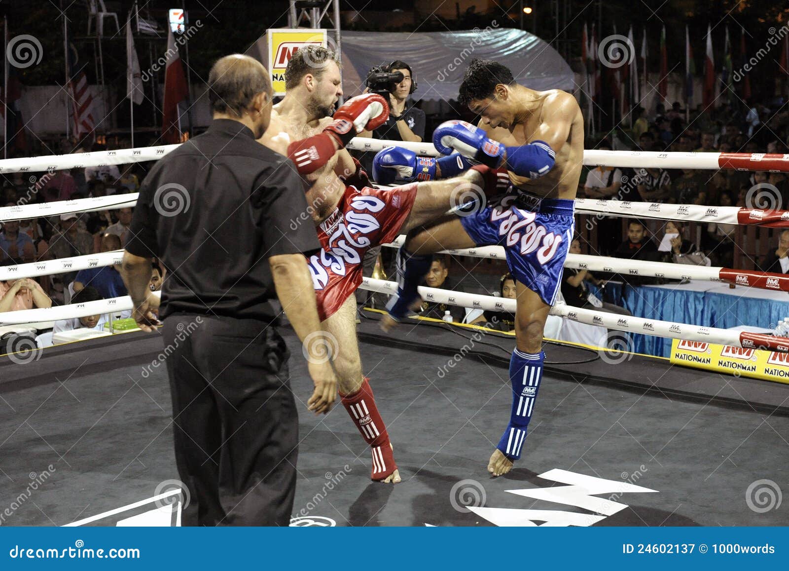 Muay Thai Match editorial photography. Image of club - 24602137