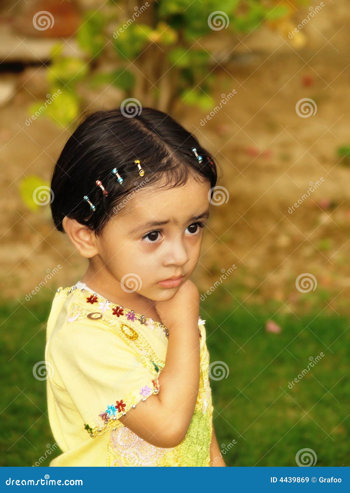 Muchacha asustada imagen de archivo. Imagen de choque - 4439869