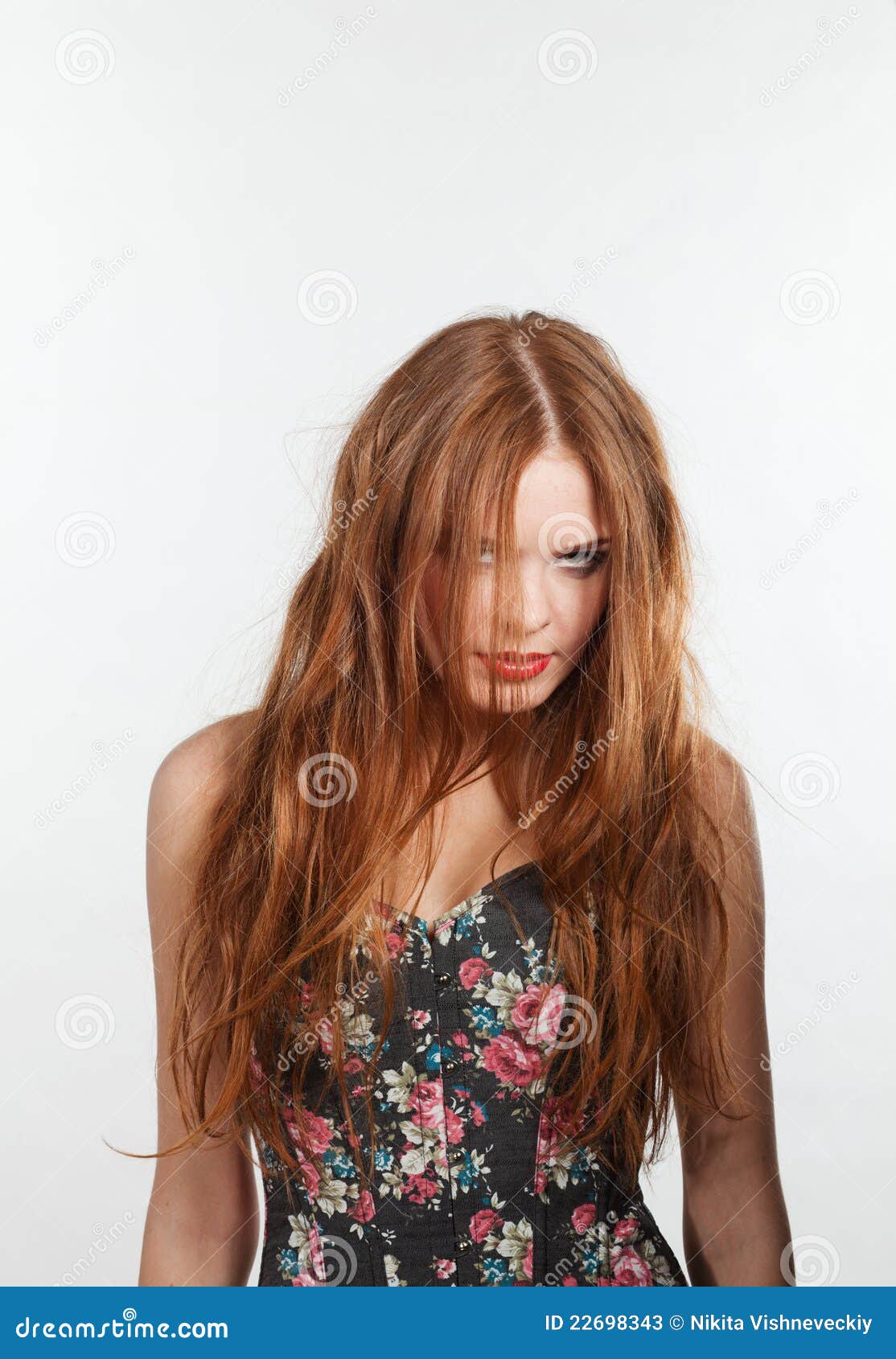 Muchacha Con El Pelo Enmarañado Imagen de archivo - Imagen de ...