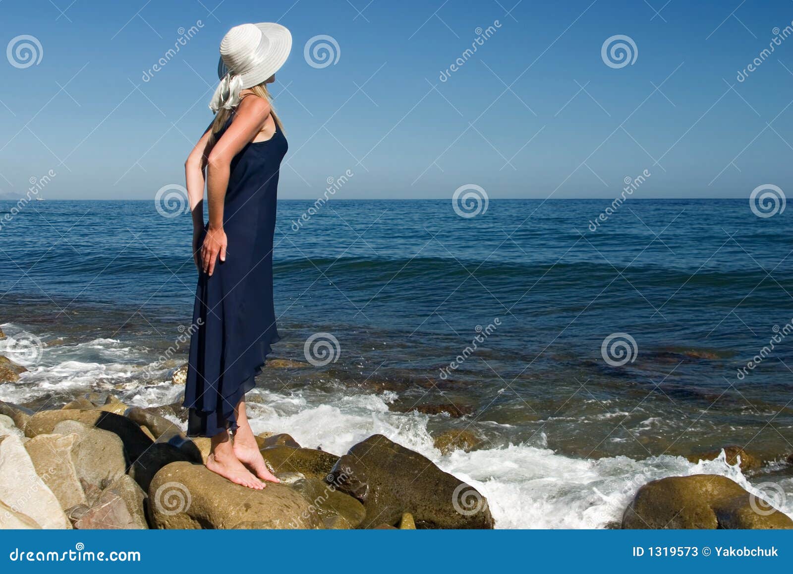 Muchacha En La Playa Imagen. Imagen: 1319573